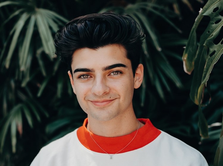 Focus on Student Success: Eli Shillinger - LMU Library News